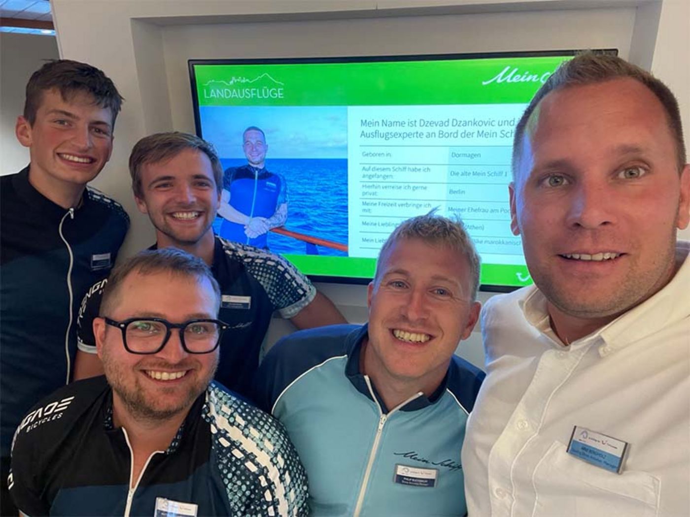 Touristik & Reiseleiter Jobs Kreuzfahrtschiff 🚢 | sea chefs